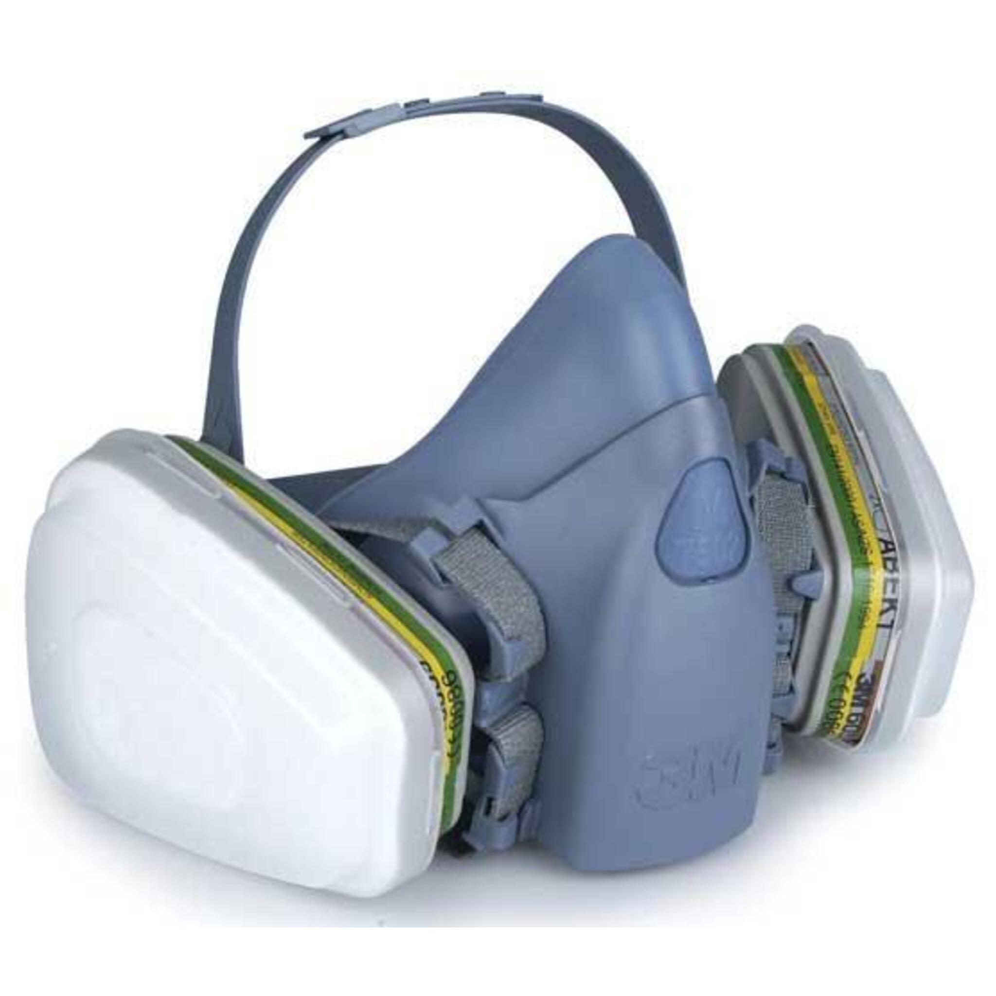 3M 7500 Series Half Face Respirator Mask with Advanced Silicone & Cool